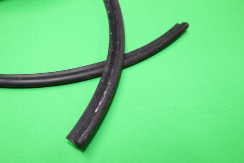 Mk 3 Rear Screen Rubber Finisher : Inner