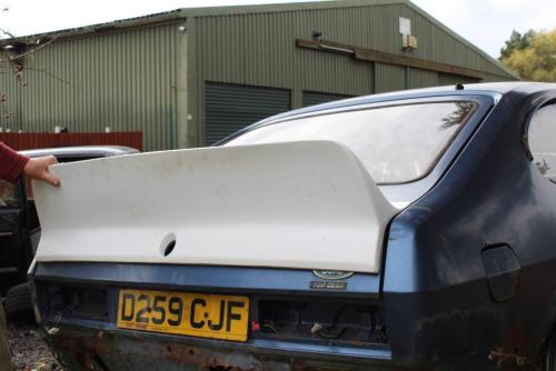 RS3100 Style Ducktail Spoiler to fit Mk 2 / Mk 3 Tailgate