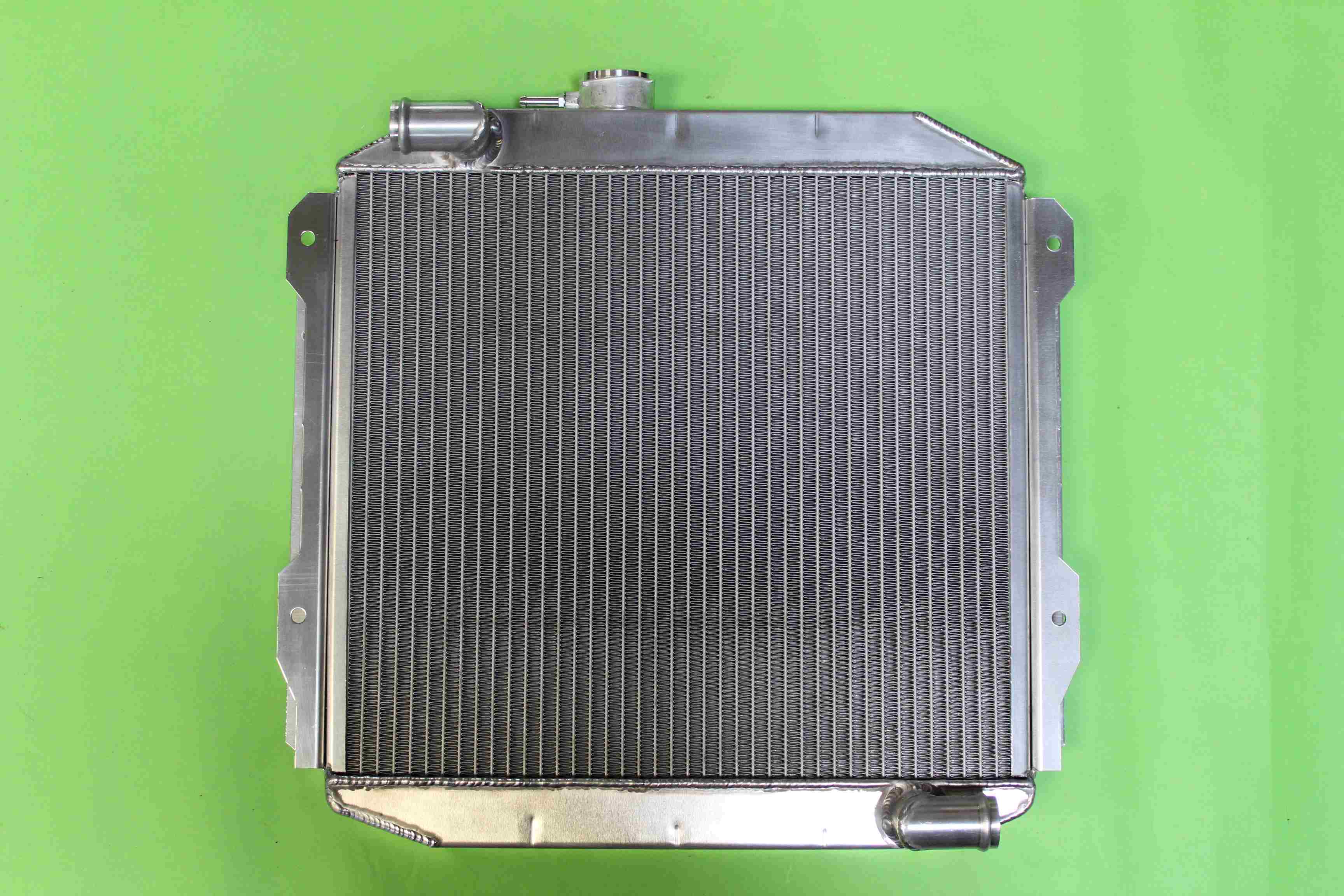 Alloy Radiator: 1.6 / 2.0 Pinto